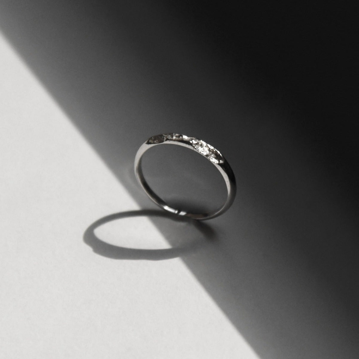 Rugged Ring – dans le gris